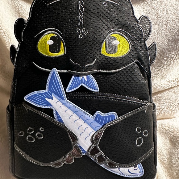 Loungefly | Bags | Dreamworks How To Train Your Dragon Toothless Mini ...